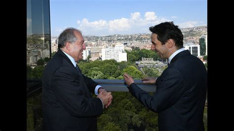 Նախագահ Արմեն Սարգսյանն այցելել է Երևանի քաղաքապետարան Youtube