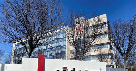 New Cadence Supercomputers Aim To Speed Creation Of Chips Software Reuters