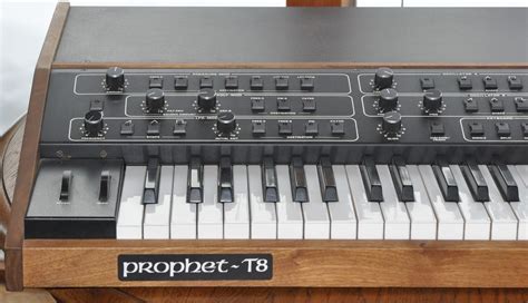 Matrixsynth Sequential Circuits Prophet T8 Analog Synthesizer Matrixsynth Sequential Circuits Prophet T8 Analog Synthesizer