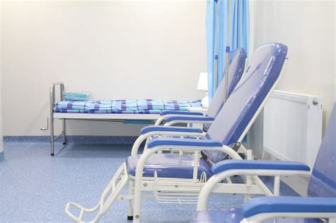 Гэмтлийн эмнэлэг өдрийн эмчилгээний өрөөтэй боллоо