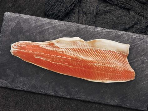 Filete Trucha Arcoíris Con Piel De Agua Dulce Aquality