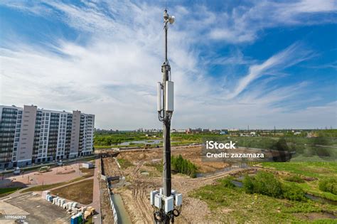 전자레인지 장비 5g 무선 패널 안테나 실외 원격 무선 장치 전원 케이블 동축 케이블 광학 섬유 기후 파손 방지 캐비닛이 있는