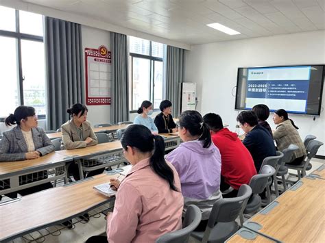 聚焦校企合作，聚力产教融合——护理学院邀请 鱼就是鱼托育中心开展婴幼儿托育专业 校企合作工作推进会 康养护理学院