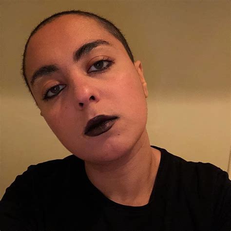 فتاتان مصريتان مثليتان تعلنان زواجهما في كندا صور البوابة