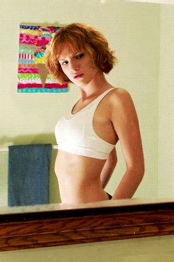  Boom De Bella Thorne