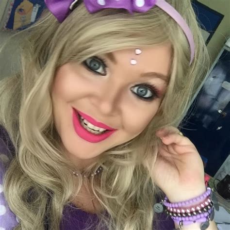 Tâmara Sousa Youtube