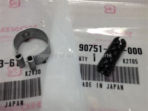 Sell Oem Honda Civic B16a2 Si D16y8 Integra Gsr B18c1 B18c5 Shift Linkage Pin And Clip In