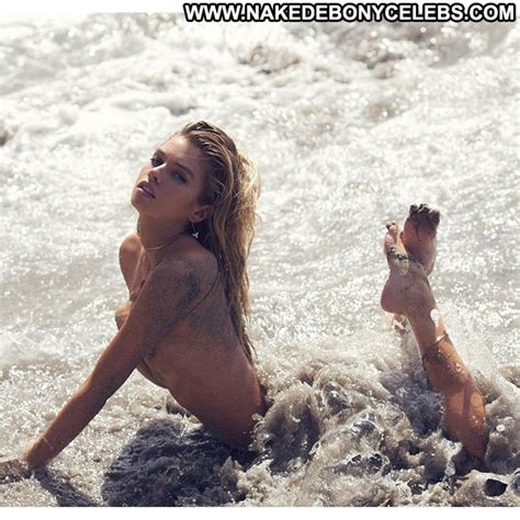 Nude Celebrities Celebrities Babe Posing Hot Hot Nude Sexy Celebrity