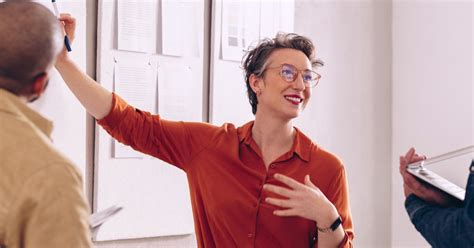 Deductive Reasoning In Research Definition Uses And Examples