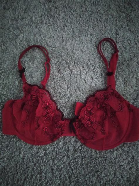 Бюстгальтер — ціна 400 грн у каталозі Бюстгальтери Купити жіночі речі за доступною ціною на