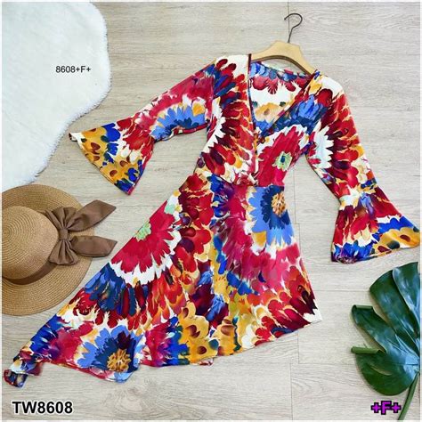 เดรสปลายเฉียง ชุดฮาวาย มัดย้อม สีสันสดใส ใส่เป็นเสื้อหรือเดรสก็ได้จ้า ธีมฮาวาย 8608 Th