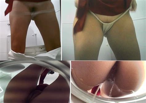 Sandy In Wc Thong Insertion And Super Hot Anus