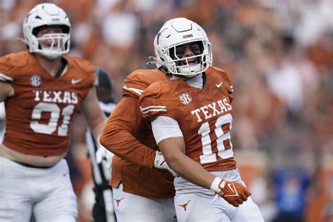 UTSA vs. Texas: Ewers leaves with injury, Longhorns clobber Roadrunners ...