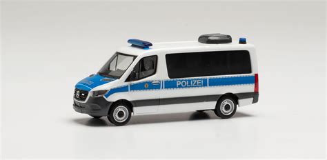 Herpa 096584 Mercedes Benz Sprinter 18 Fd Police Berlin Car Miniature