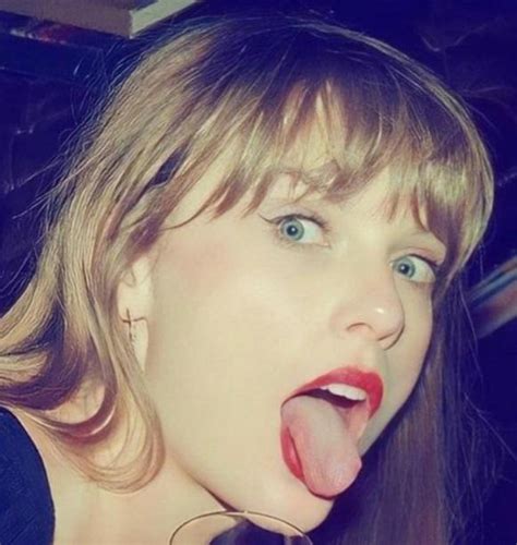 Taylor Swift Sexy Mouth Tongue And Lips Celeblr