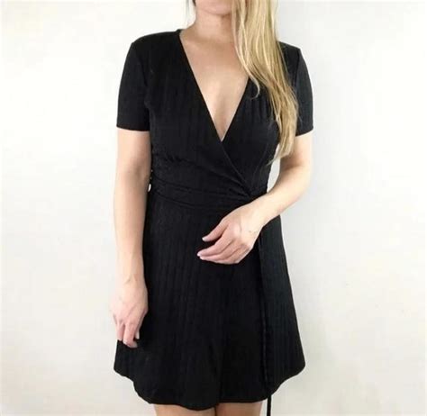 Плаття — ціна 550 грн у каталозі Короткі сукні Купити жіночі речі за доступною ціною на Шафі