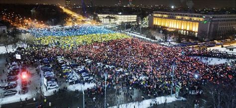 Илјадници Романци се уште протестираат и бараат оставка од владата