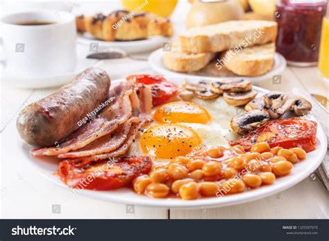 Traditional Breakfast Plate