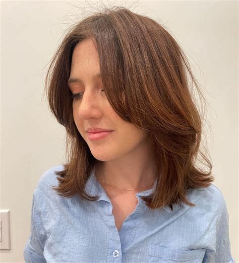 These 25 Shoulder Length Hairstyles Are Dominating Social Media