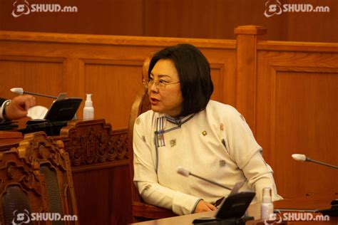 С Ганбаатар УИХ ын 76 гишүүн өөрсдөдөө зориулж хууль баталж болохгүй