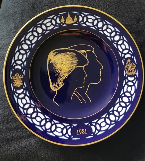 Bing And Grondahl Cobalt Blue Gold Trim Collectors Plate Royal Wedding