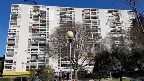 Stepinčeva 2 4 6 8 10 U Splitu Upravitelj Zgradama Tehnoplast Split