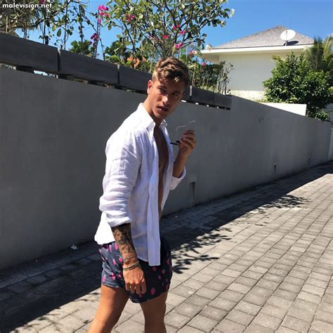 Josh Carroll Male Models Galleries