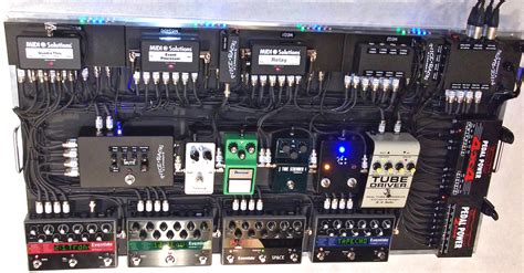 Nice Rack Canada Series And Parallel Effects Midi Pedalboard Rjm Music Technology Forum