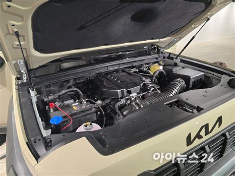 베일 벗은 기아 첫 픽업트럭 타스만…새 지평 열 것