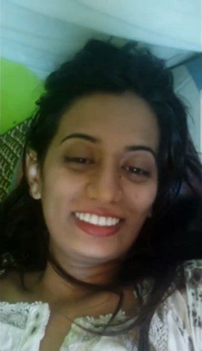 Sexy Desi Gf Showing Her Boobs On Video Call Desi New Videos Hd Sd Dropmms