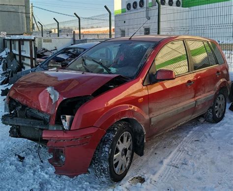 Поступление в авторазбор Ford Fusion (Форд Фьюжен) 2006г