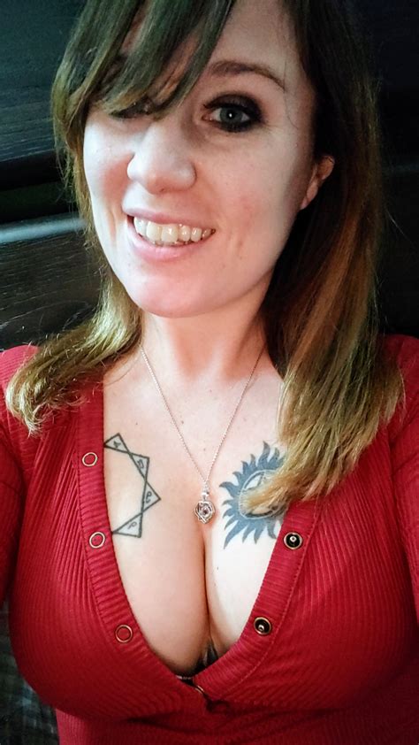 Happy Lazy Sunday [f]riends Porn Pic Eporner