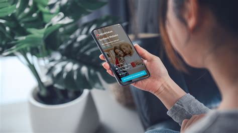 Пореден рекорд на мобилното банкиране постигнаха клиентите на Уникредит Булбанк Nova