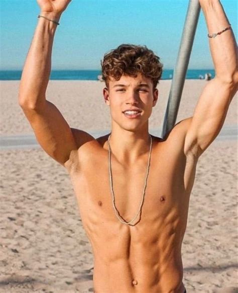 Pin On Shirtless Men And Twinks