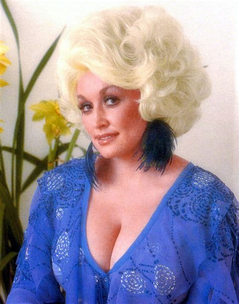 Pin De Stacie Lehmann En Dolly Parton Mujer Sensuales Mujer Perfecta