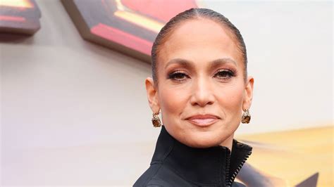 Jennifer Lopez Uses A Time Honored Kitchen Storage Method Thats Worked