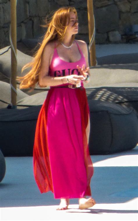 Lindsaylohanbathingsuit4