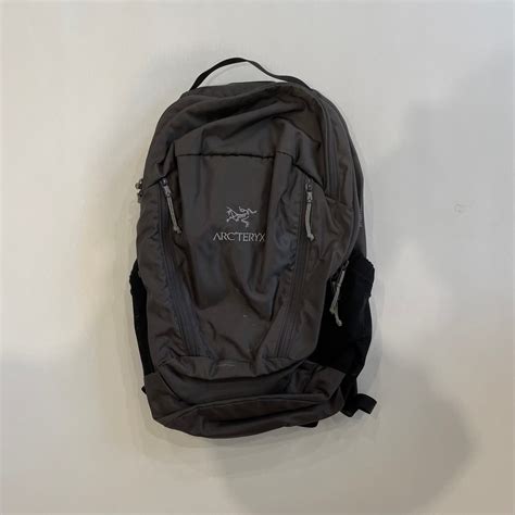 아크테릭스 맨티스26 백팩 그레이 후루츠패밀리