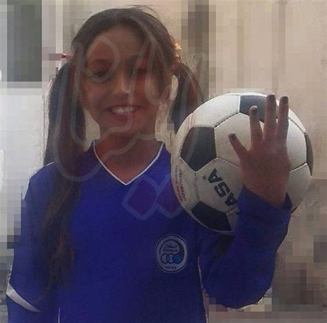 درخشش دختر علی اکبریان با پیراهن استقلال عکس