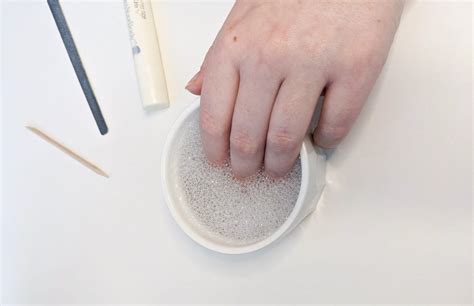 How To Get Nail Glue Off Skin Nails Easy Steps With Pictures