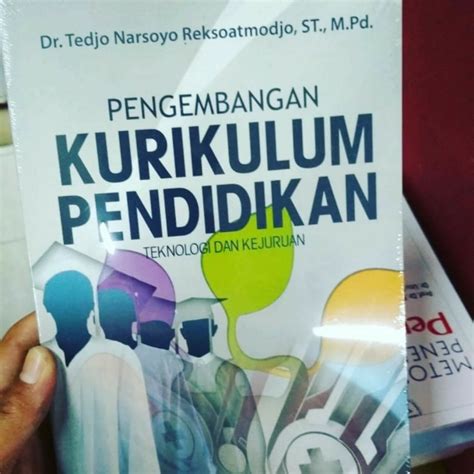 Pengembangan Kurikulum Pendidikan Rumah Buku Tanjab Barat