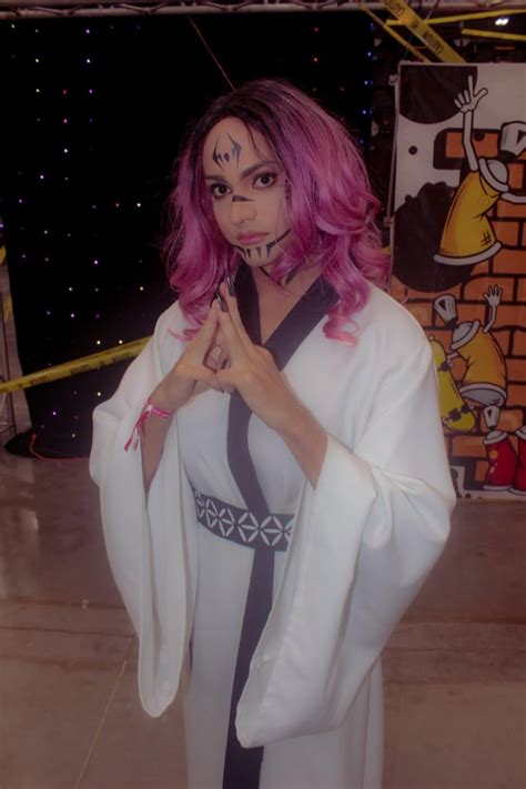 Kneel Before The Queen Of Curses Rcrossplay