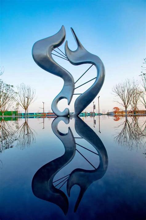 ලක් කොල්ලාගේ මූර්තිය චීනය වශී කරයි Lankadeepa Online