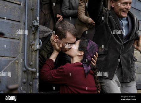 Lost Transport From Left Bram Suijker Hanna Van Vliet Ph Ricardo Vaz Palma