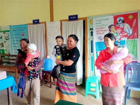 မိုင်းနောင်မြို့တွင် ကိုယ်ဝန်ဆောင်မိခင်နှင့် ကလေးငယ်များအား လစဥ်ပုံမှန်ကာကွယ်ဆေးထိုးခြင်း၊ တိုက