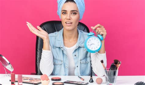 10 Genius Hacks To Keep Your Foundation Long Lasting