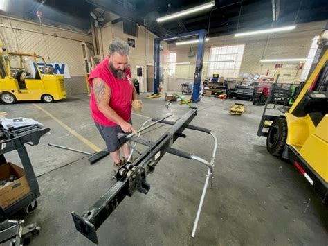 Inspecting A Worn Out RV Rack And Pinion Slide Out System RV Travel