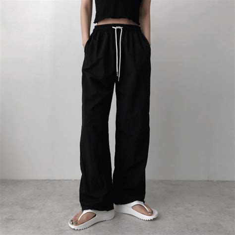 [국산 갓성비] 바스락 아노락 스트링 조거 투웨이 팬츠 7col 에이블리