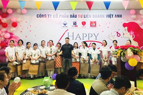 CÔNG TY CP ĐẦU TƯ LIÊN DOANH VIỆT ANH MỪNG NGÀY QUỐC TẾ PHỤ NỮ CÔNG TY THUỐC THÚ Y VIỆT