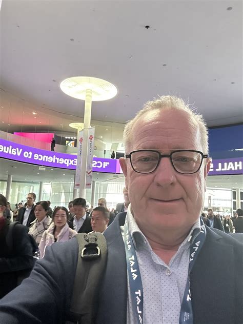 Great And Busy Day At Mwc Just See The Crowd Is Moving Into The Event